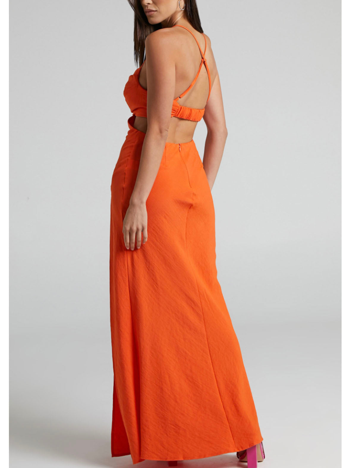 BL43 – Gaun Dresses